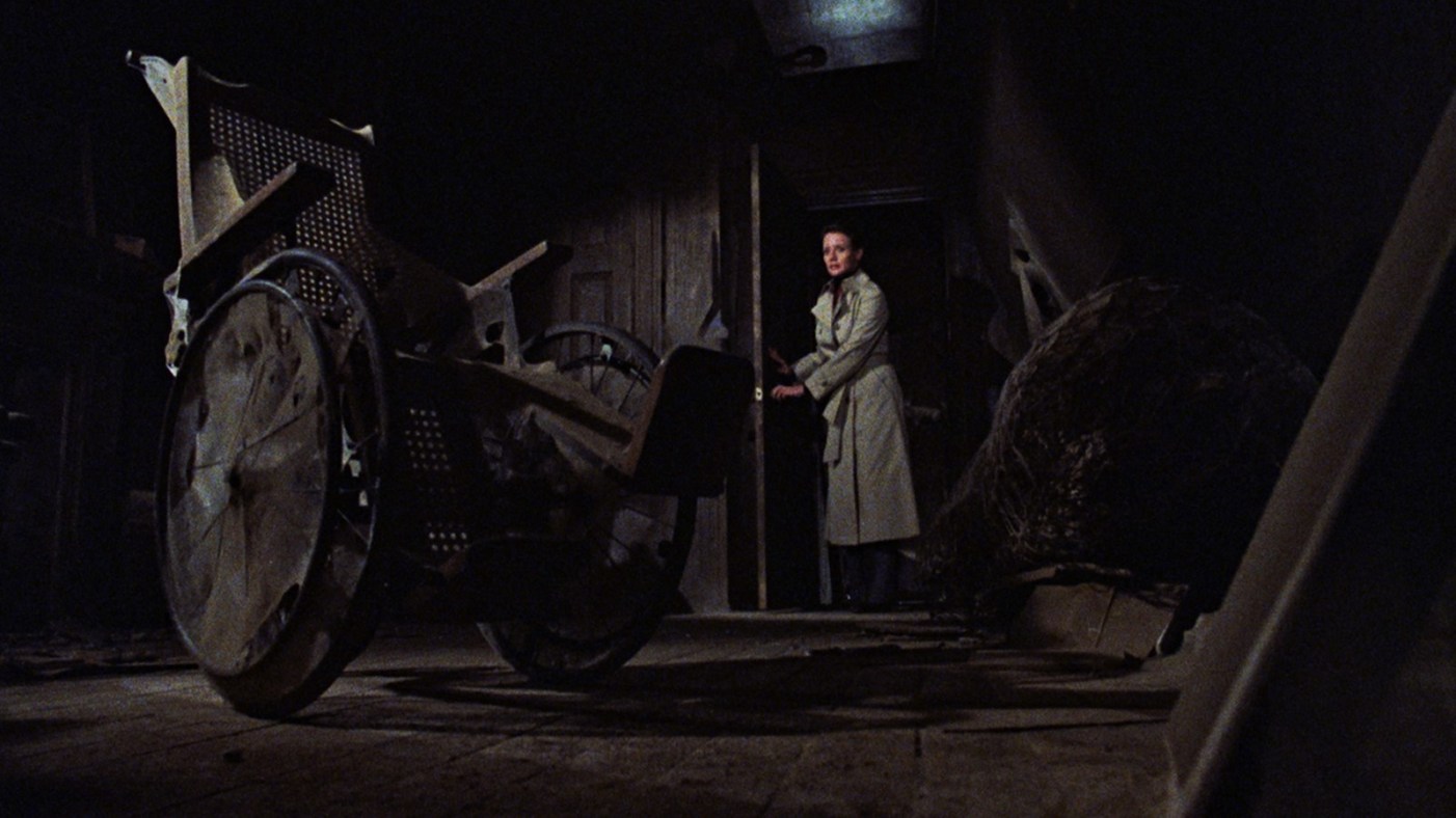 The Changeling is Pure Haunted House Terror – Father Son Holy Gore