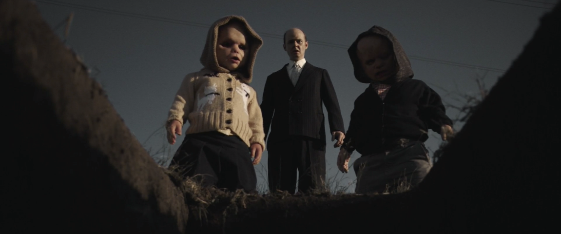 Channel Zero – Butcher’s Block, Episode 5: “The Red Door” – Father Son ...