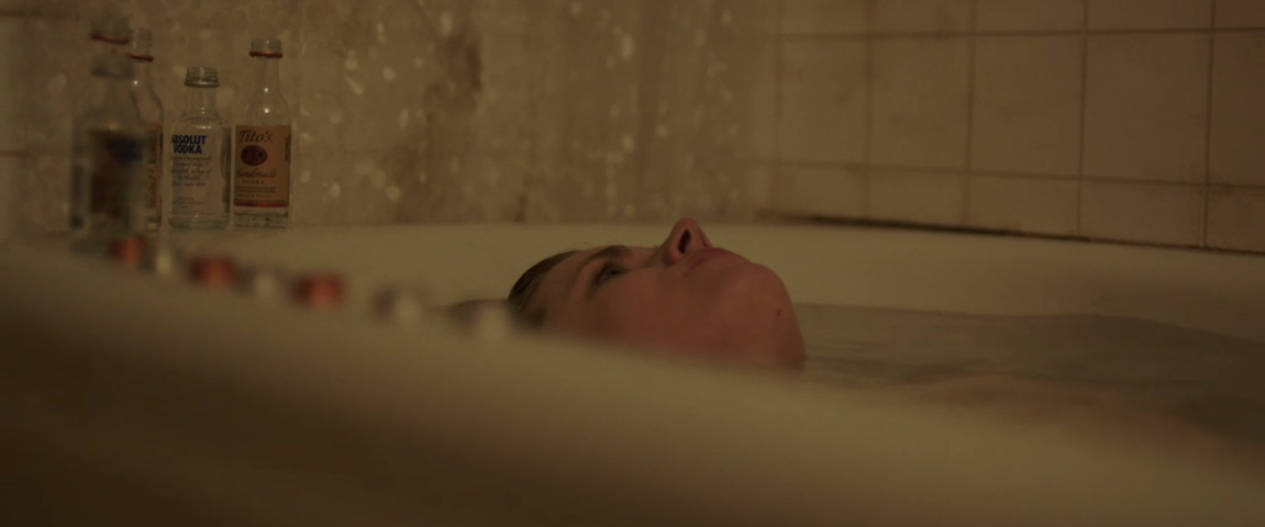 Sharp Objects – Episode 1: “Vanish” – Father Son Holy Gore