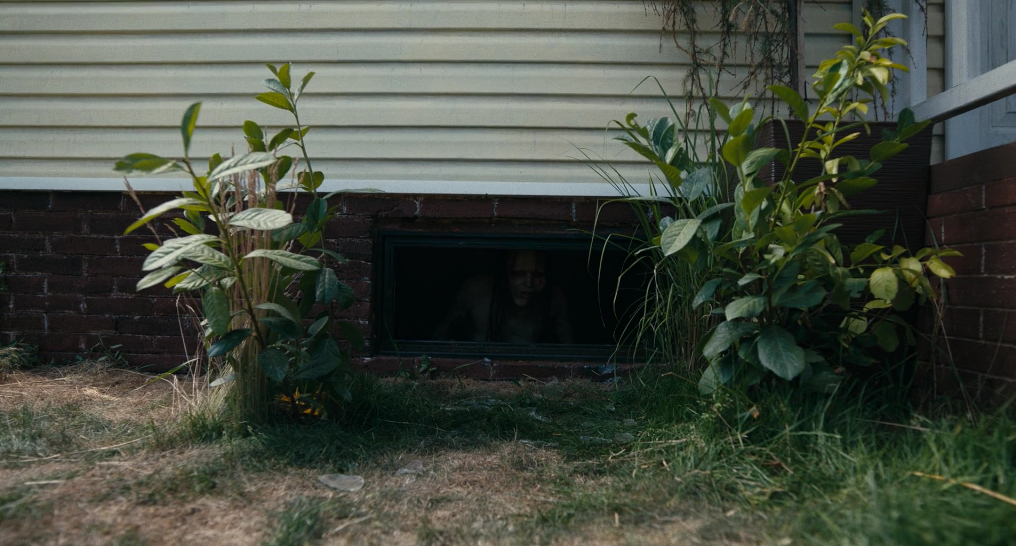 BARBARIAN: Urban Decay, Horrific Gender Dynamics, & the Fall of Empires ...