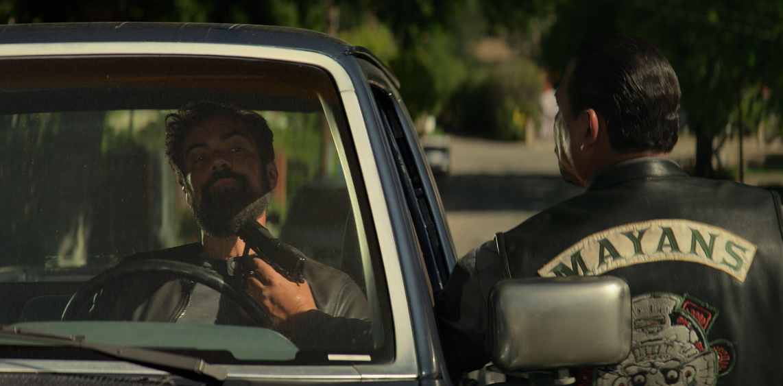 Mayans M.C. 4×09: “The Calling of Saint Matthew” – Father Son Holy Gore