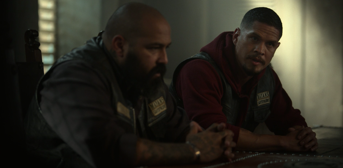 Mayans M.C. 3×04: “Our Gang’s Dark Oath” – Father Son Holy Gore